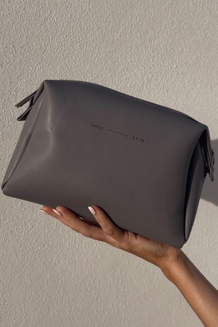 The HACH Toiletry Bag – www.hachskin.com